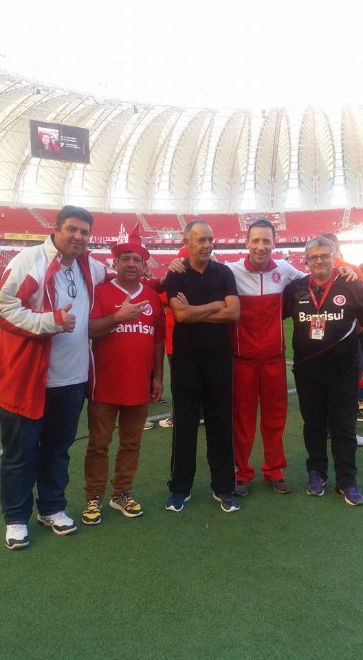 Edson Scott homenageado pelo Internacional – Jornal de Laguna